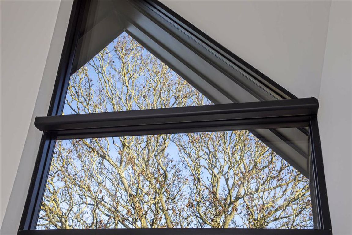 Queen parade window - NJ Architects